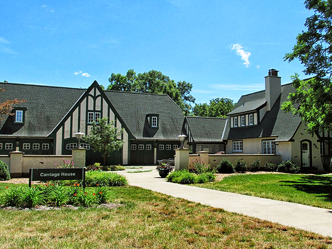 Lake views and vintage bowling? Kellogg Manor proves that when you're rich, your summer home needs more than just a porch swing.