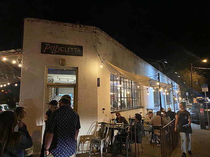 From laundromat to pizza heaven &ndash; Pizzicletta's transformation is the ultimate 'before and after' story.