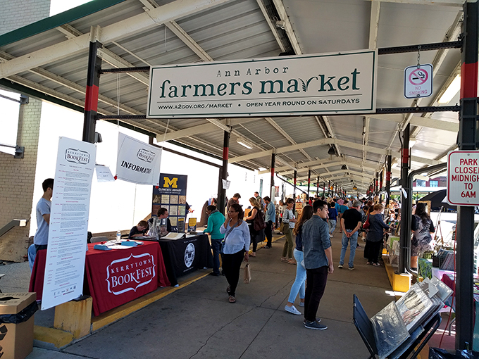 Fresh finds and friendly faces! The Ann Arbor Farmers Market is where community and cuisine collide in the most delicious way.