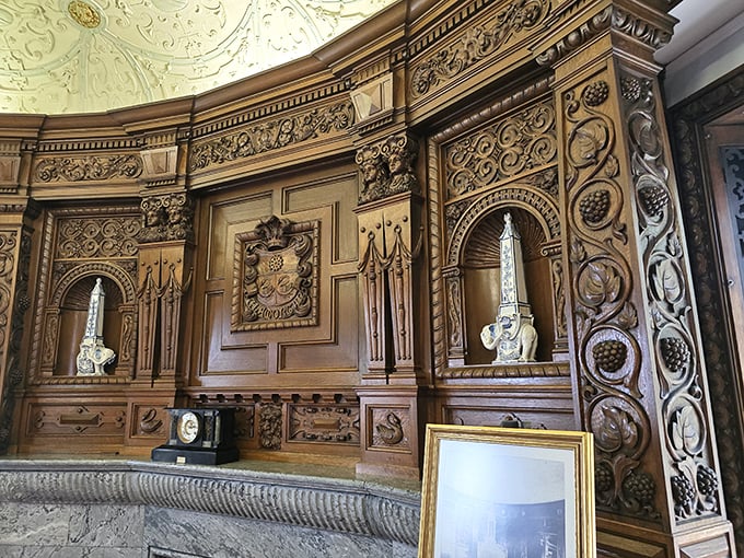 "Wood you look at that! These carvings are so intricate, they'd make Michelangelo put down his chisel in awe."