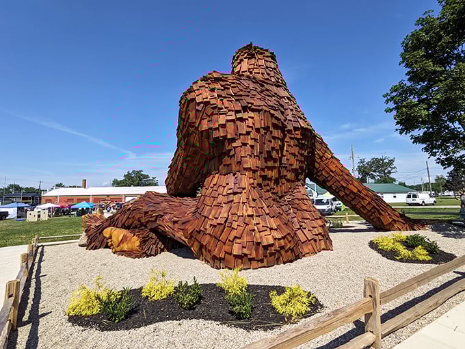 "Rear view alert! Nelson's backside is just as impressive as his front. Talk about attention to detail!"