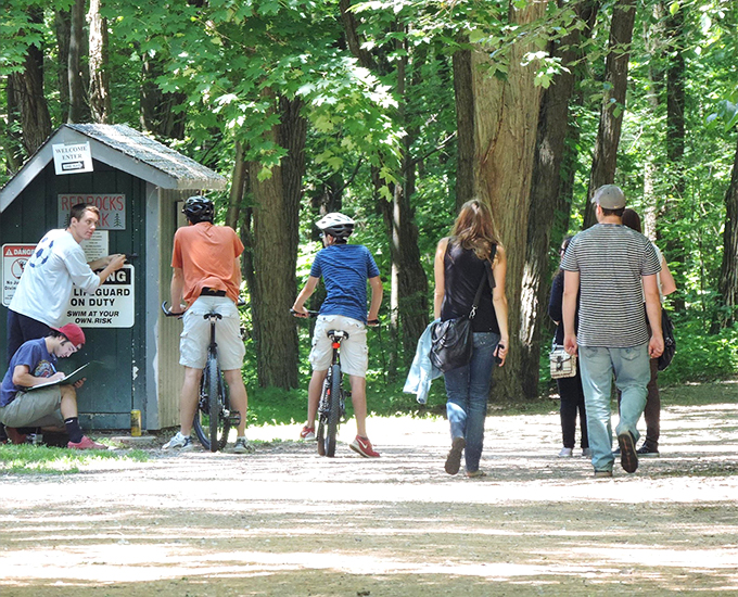 Park and recreation! From cyclists to hikers, everyone's getting their slice of the great outdoors pie.