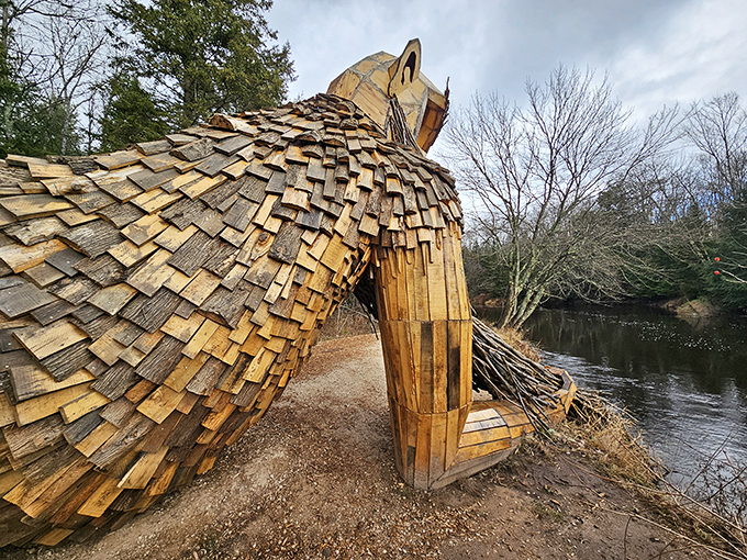 Broad shoulders to carry the weight of wonder. Benny's frame showcases the intricate artistry behind this gentle giant.