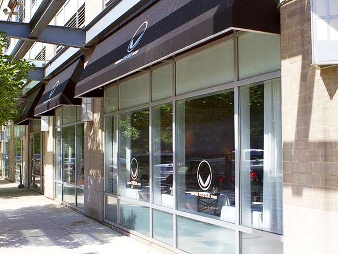 Chicago Oyster House: Not just a one-trick pony. This sleek spot shucks expectations with a lobster roll that steals the show.