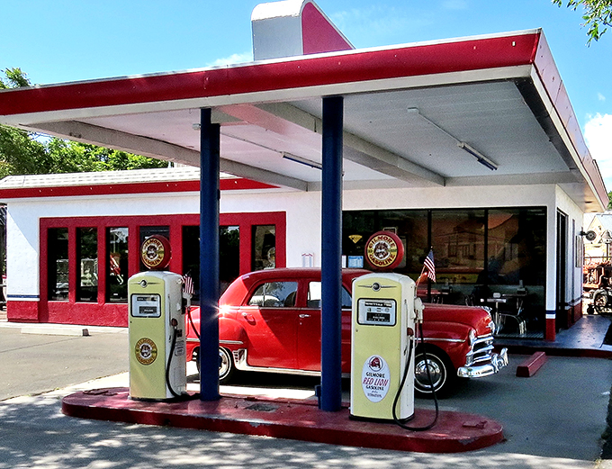 Cottonwood: The little wine town that could. And did. And now has a hangover, but in a good way.