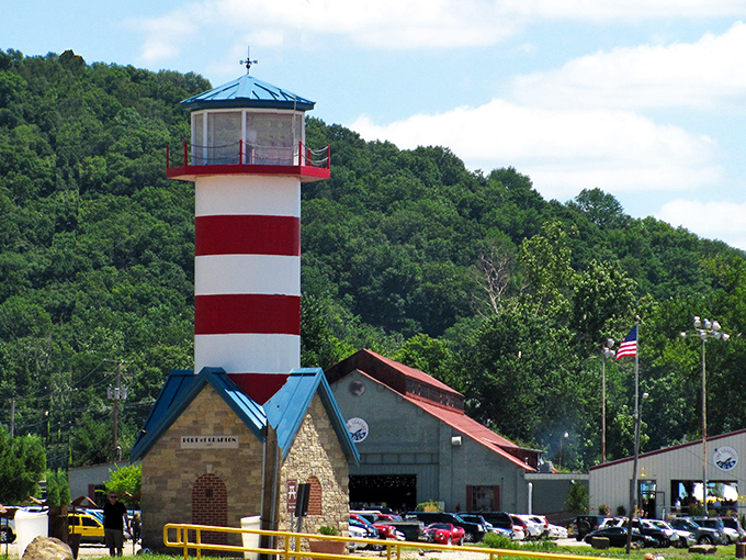 Grafton: Where rivers meet and worries float away! The perfect spot for those who like their scenery with a side of adventure.