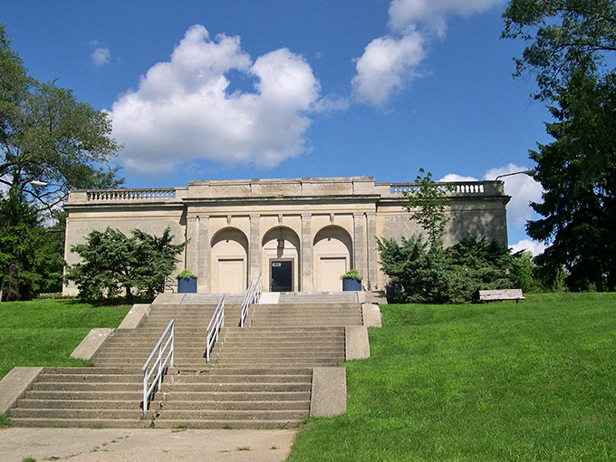 Battle Creek's blast from the past! Kingman Museum's classic architecture houses some seriously ancient residents.