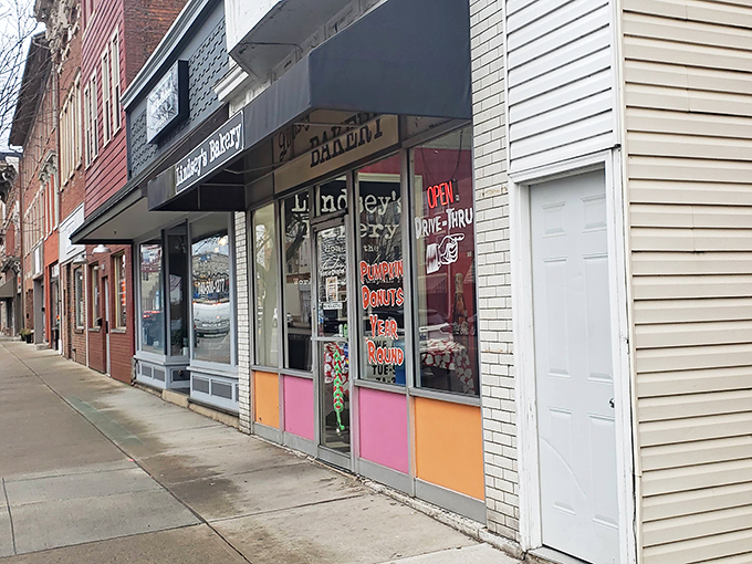 Detour to deliciousness! Lindsey's is the kind of place that makes you glad you exited the highway.