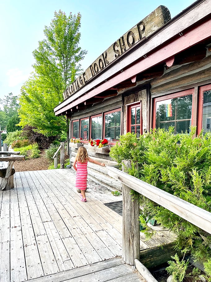 Roadside charm alert! This storybook cottage is the perfect chapter in your Michigan adventure.
