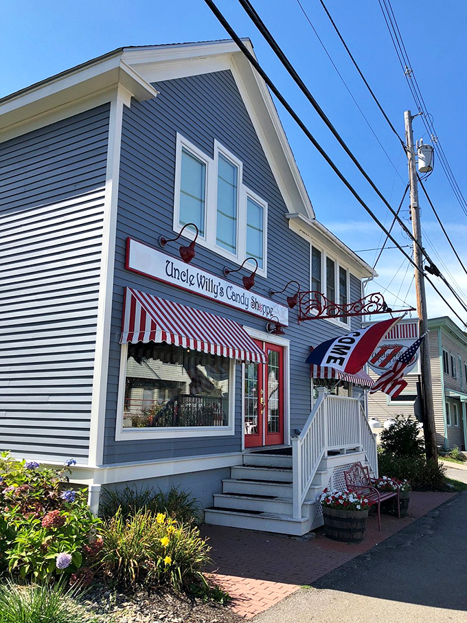 Step back in time at Uncle Willy's! This candy shop is like a sweet tooth's DeLorean, whisking you back to simpler, sugarier days.