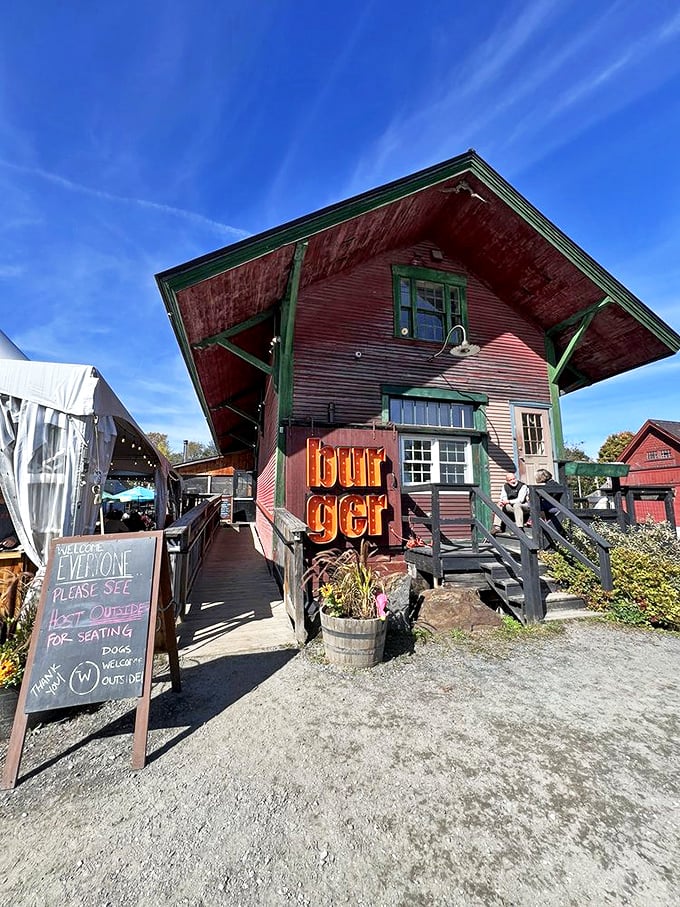 Roadside renaissance: Worthy Burger turns an old freight house into a mouthwatering pit stop.