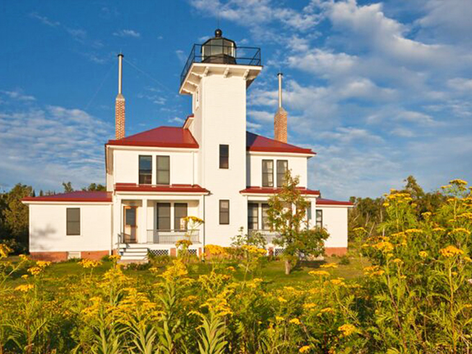 The ultimate detour! These island lighthouses turn your road trip into an unforgettable maritime adventure.