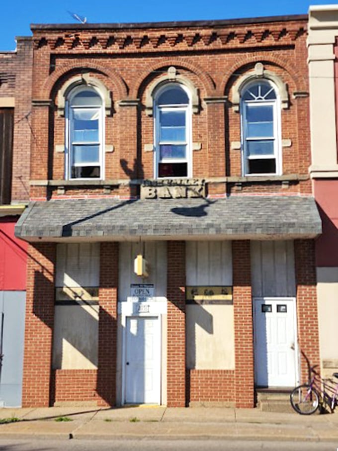 Channel surf through history at the Auman Museum. It's the perfect place to pause and rewind on your journey.