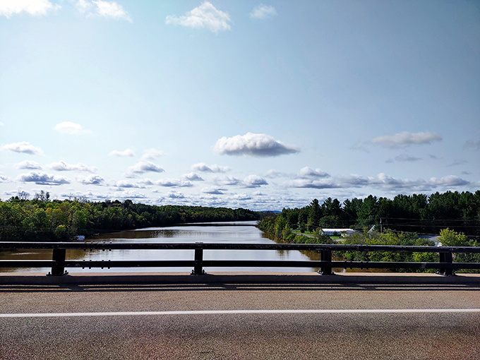 Small town, grand nature. Ontonagon's main drag is like a warm-up act for the stunning Porcupine Mountains waiting just beyond.
