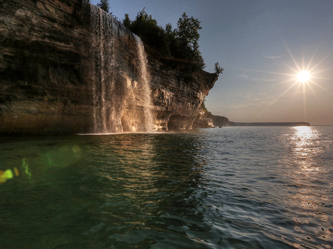Detour alert! Spray Falls is the kind of sight that turns a road trip into an epic adventure.
