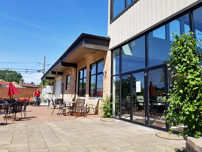 Bee-utiful day for mead tasting! Wild Blossom's sunny patio is the perfect spot to discover this ancient libation.