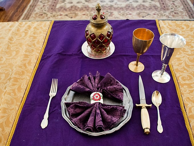 Dine like royalty, no crown required. This place setting is so regal, you'll feel like you're about to have dinner with the Queen.