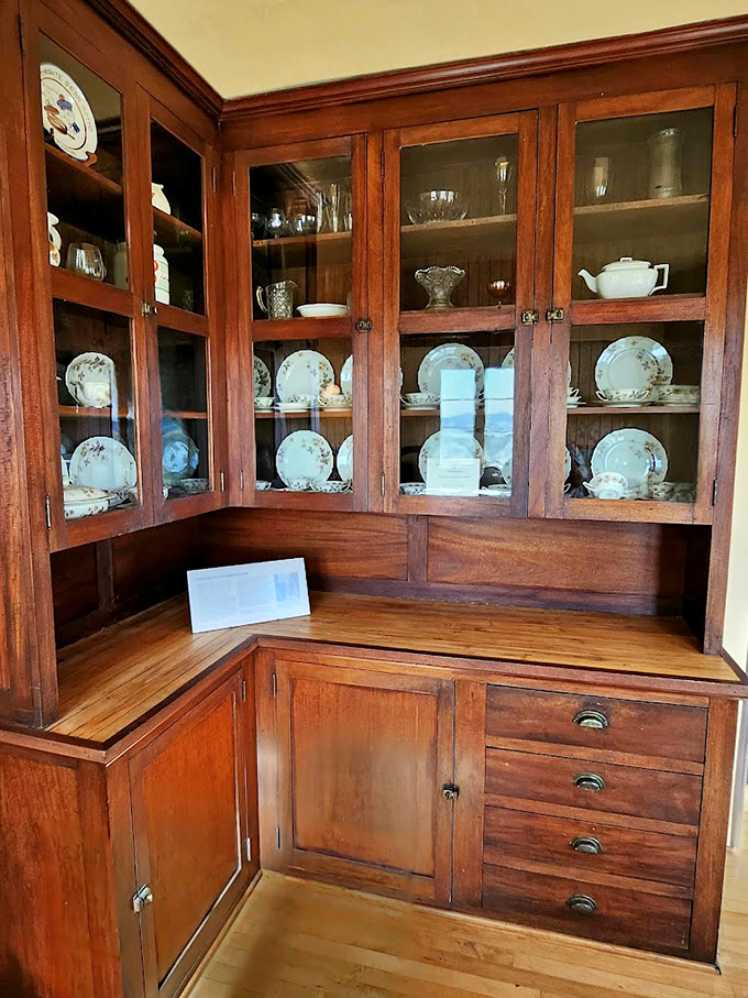 China fit for a queen - or at least a very fancy tea party. Mary Poppins would definitely approve of this "spoonful of sugar."