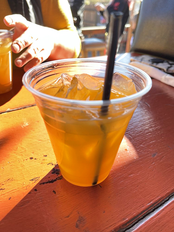 Sunshine in a glass! This drink's got more zest than a line-dancing competition at high noon.