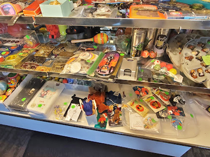 Trinkets and treasures and toys, oh my! Replay's gift shop is where wallets come to die, happily.