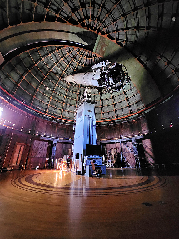Meet the granddaddy of all telescopes! This behemoth could spot an alien's barbecue on Mars. Talk about the ultimate long-distance relationship!