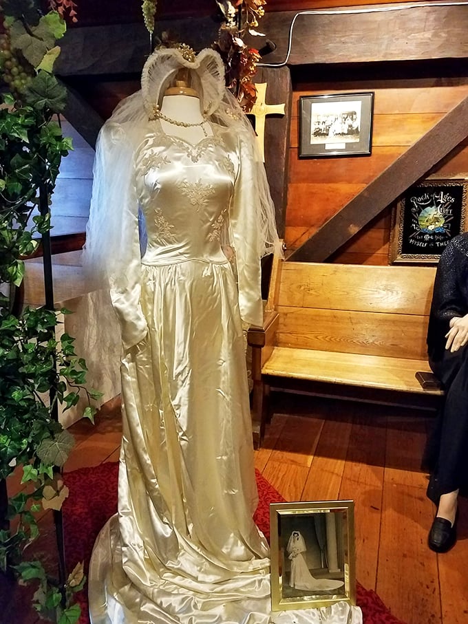 Something old, something new, something borrowed, something... milled? This vintage wedding dress is giving me serious "I do" vibes, 19th-century style.