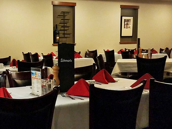 Cozy corners and warm wood paneling &ndash; it's like dining in your dream cabin, but with better food and no dishes to wash.