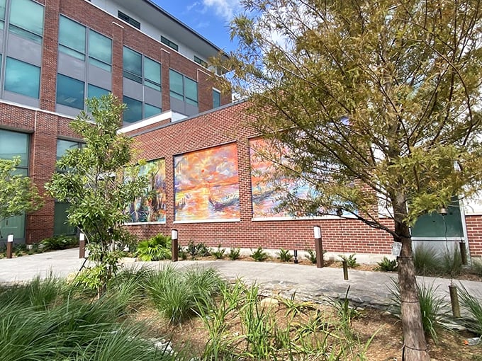 Kissimmee proves you don't need snow for a picture-perfect Christmas. This charming scene could make even the Grinch believe in holiday magic.