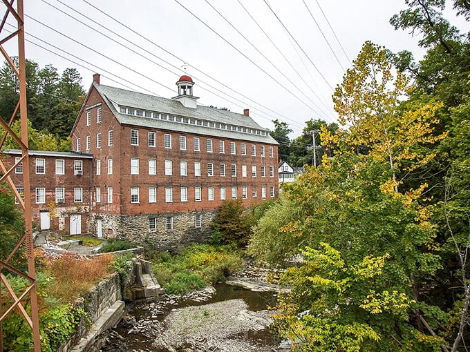 Gears, gadgets, and gizmos galore! This museum is a tinkerer's paradise in a historic armory wrapper.