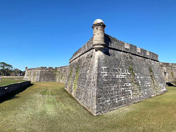Castillo de San Marcos: Where Spanish colonial history meets ghostly garrisons in a fortress of phantoms.