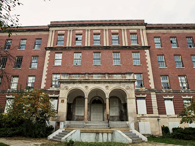 From padded cells to paranormal central! Eloise Asylum is where history gets a little... crazy.