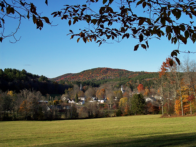Grafton: Where the cheese stands alone... because it's just that good. This town is so picturesque, it looks like it's been airbrushed by Mother Nature herself.