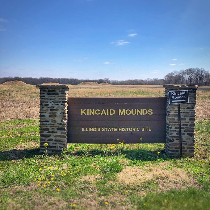 Detour to antiquity: Kincaid Mounds offers a scenic overlook of 1000 years of Native American history.