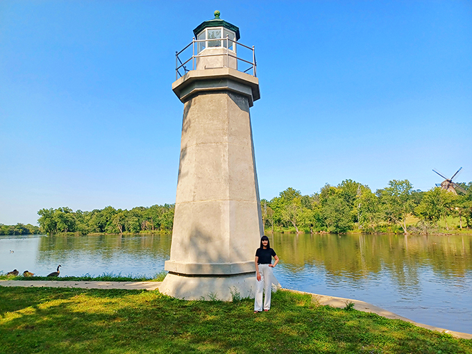 Dutch treat alert! This working windmill brings a taste of the Netherlands to the Prairie State.