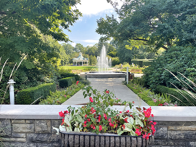 Lake views and petal hues! This garden is like a natural mood ring, changing colors with the seasons.