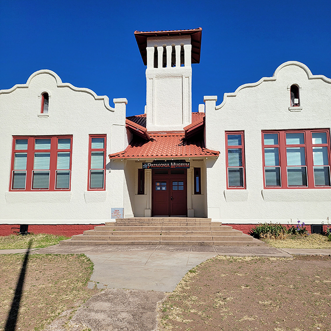 Small town charm meets big outdoor adventures in Patagonia. Don't forget your binoculars... or your bike helmet!
