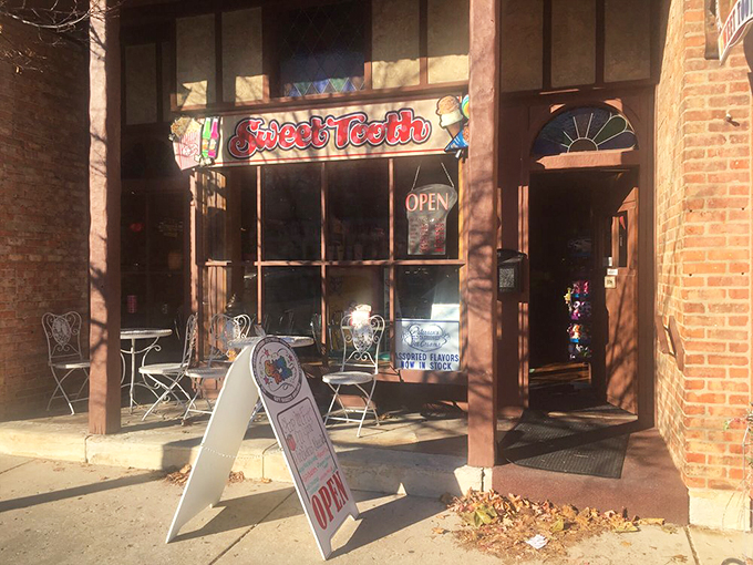 "Discover a world of sweetness on your Illinois adventure. Sweet Tooth is the pit stop that'll make you want to stay awhile!"