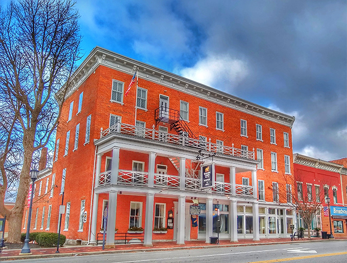 History served fresh daily. At The Golden Lamb, you can dine where Dickens dined – just don't expect him to pick up the check.