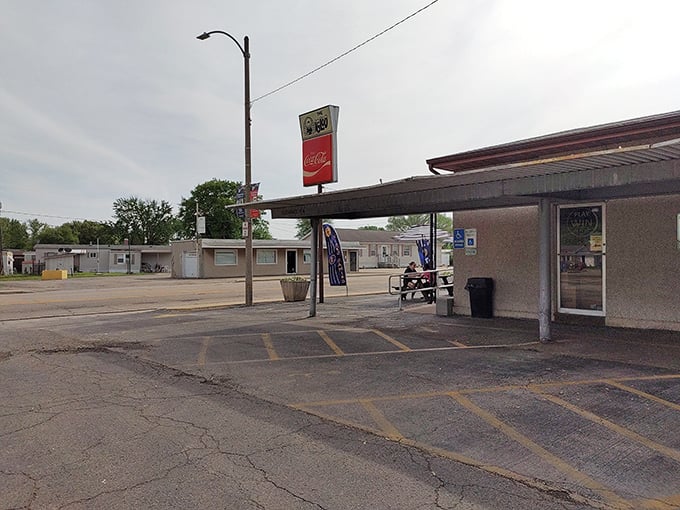 Ice cream time machine: The Igloo's retro charm and creamy concoctions transport you to simpler, sweeter times.