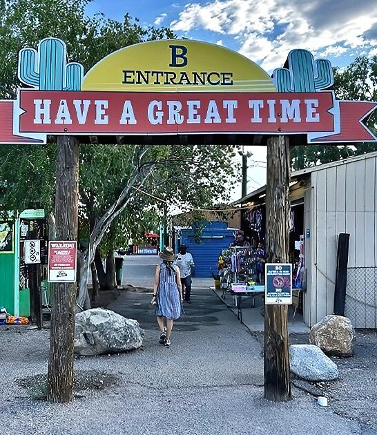 arizona gigantic flea markets ftr