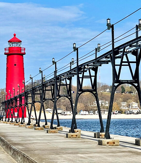 breathtaking michigan lighthouses ftr