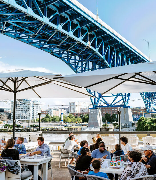 charming riverfront restaurant ohio ftr