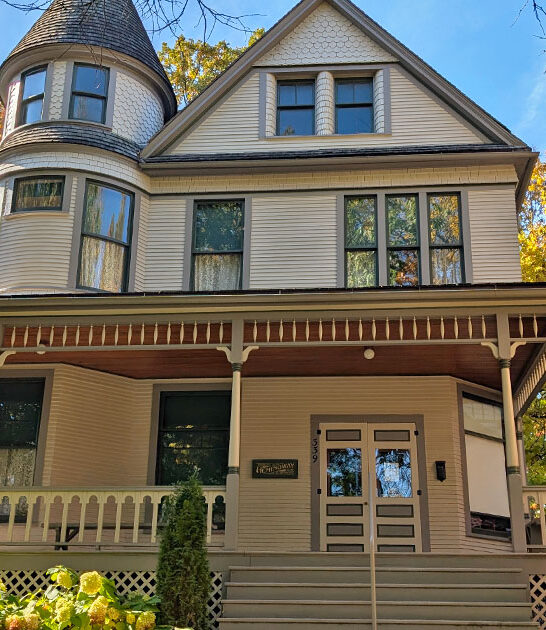 enchanting historical homes illinois ftr