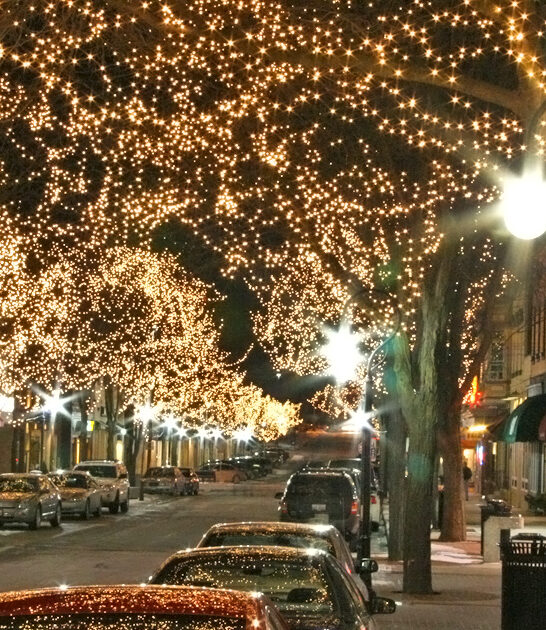 enchanting holiday towns illinois ftr