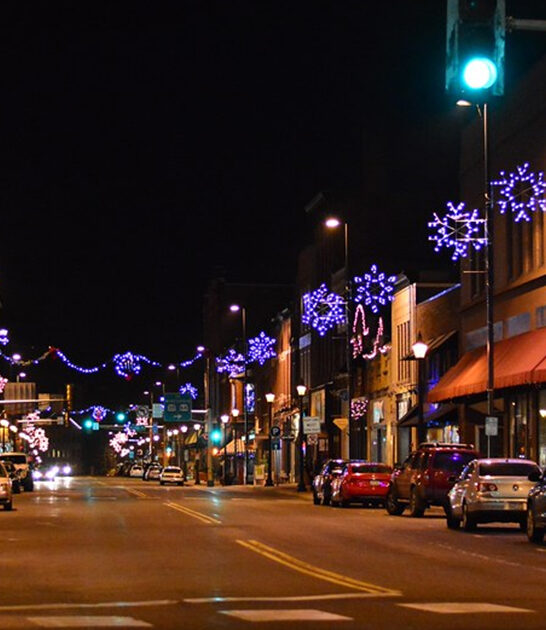 enchanting holiday towns minnesota ftr