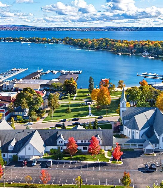 enchanting michigan lakeside towns ftr
