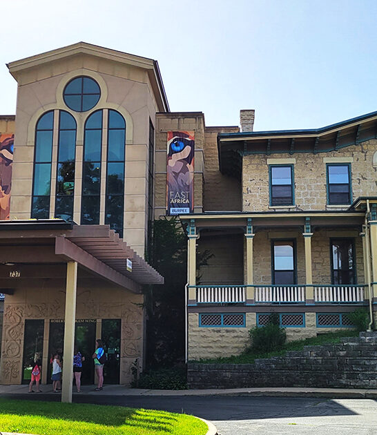 immersive prehistoric museum illinois ftr