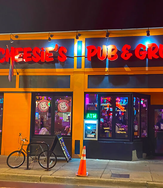 kitschy chicago restaurant illinois ftr