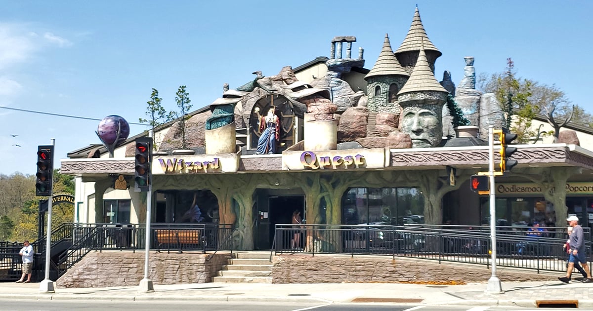 Wisconsin Sights 10 Magical Attractions In Wisconsin That Will Make You Feel Like A Kid ...