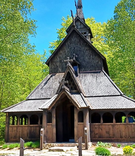 medieval inspired church wisconsin ftr